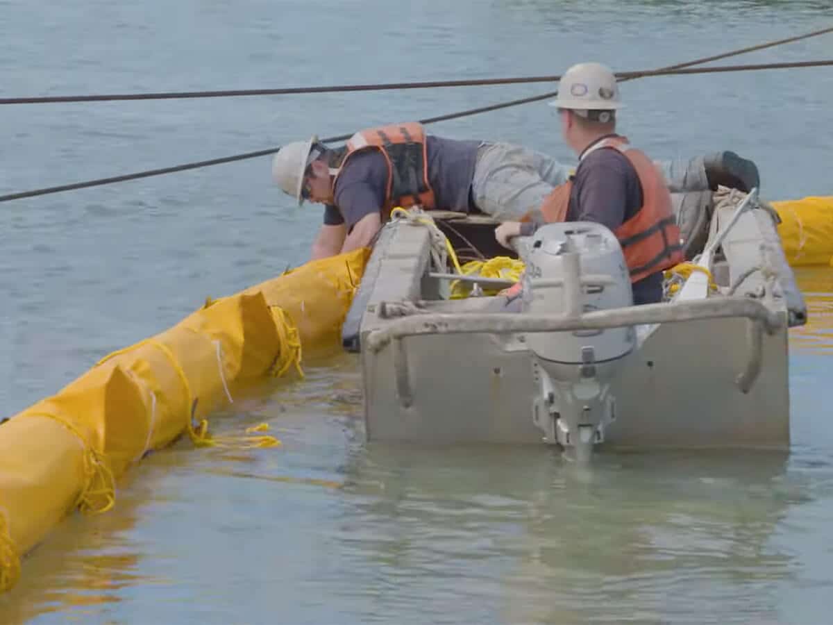 How To Install A Turbidity Curtain | Elastec American Marine