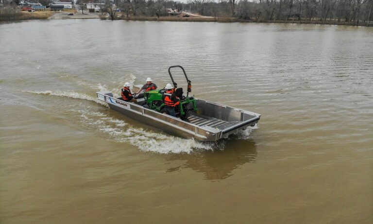 Elastec Workboats